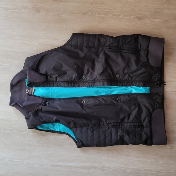 Merrell | Jackets & Coats | Merrell Insulated Black Vest | Poshmark